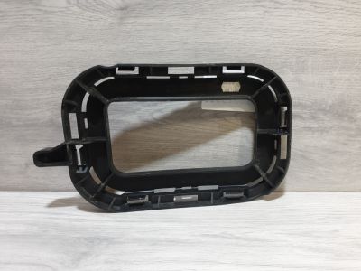 Кронштейн бампера заднего правый для Porsche Cayenne 958 2010-2018