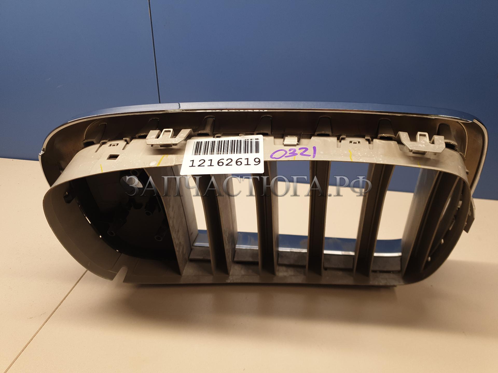 Купить решетка радиатора левая BMW X5 F15 2013-2018