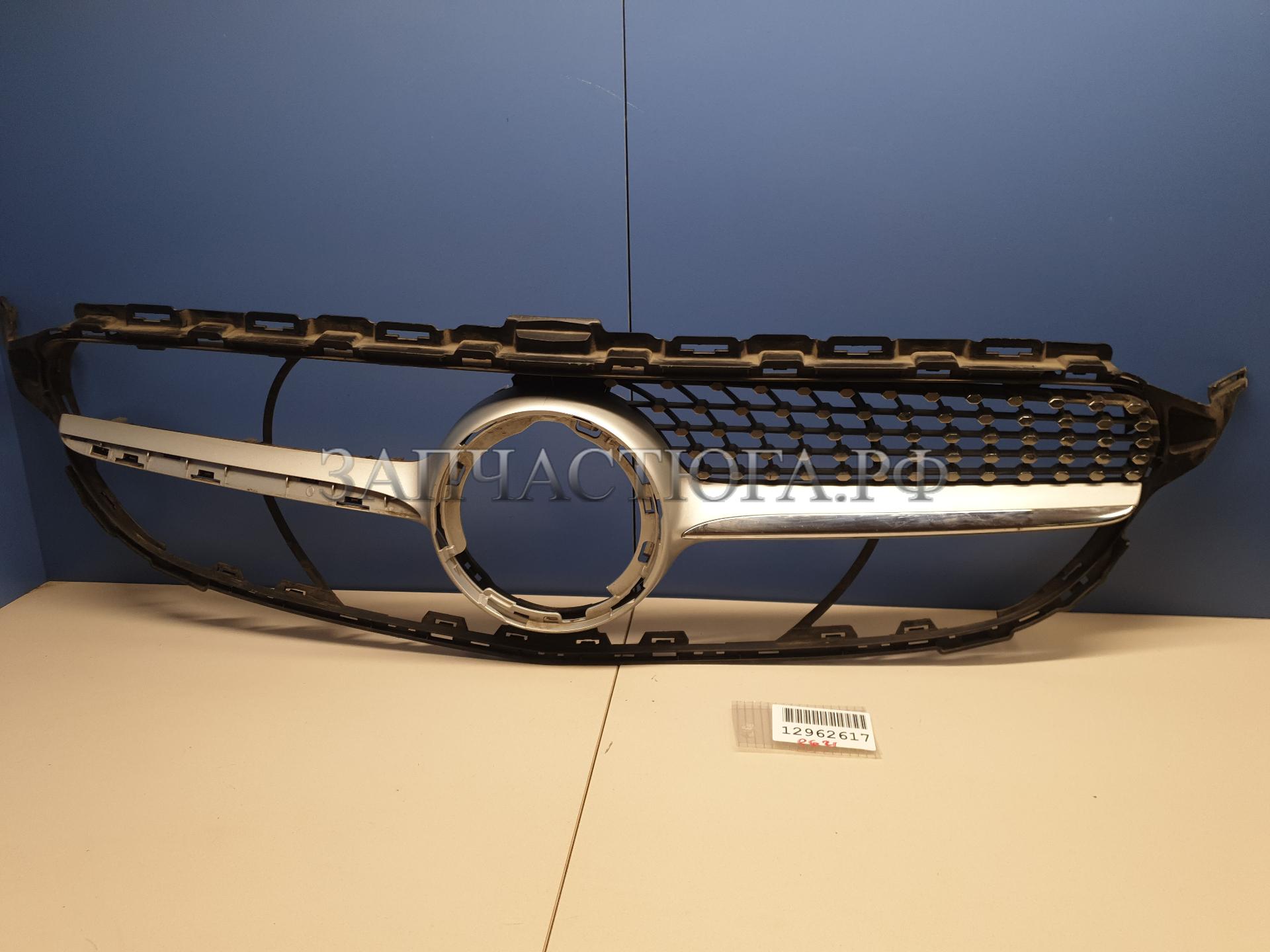 Купить решетка радиатора Mercedes C-klasse W205 2014-